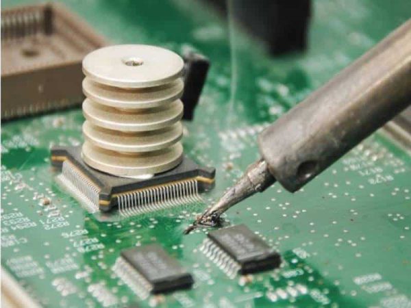 راهنمای کامل لحیم کاری برد مدار چاپی Pcb مگنت الکترونیک